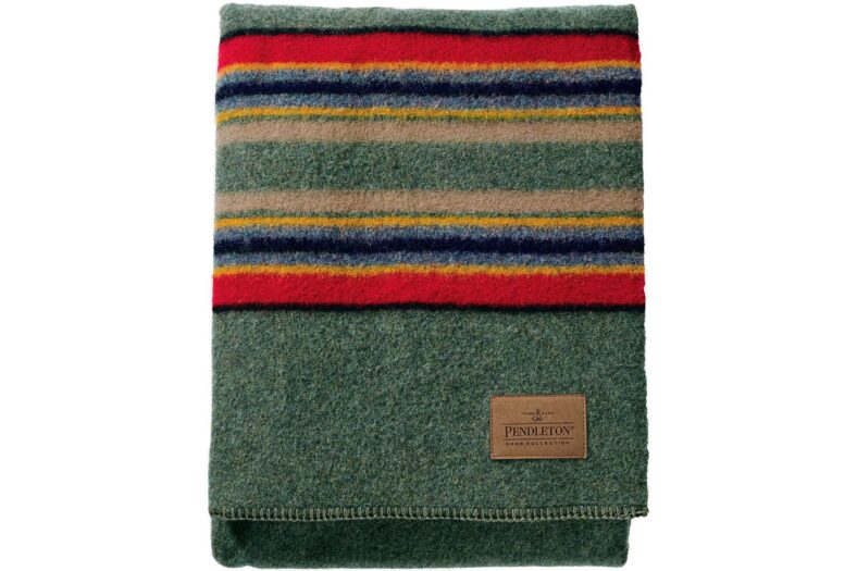 Best Wool Blankets 2024 - Top 10 Comparison