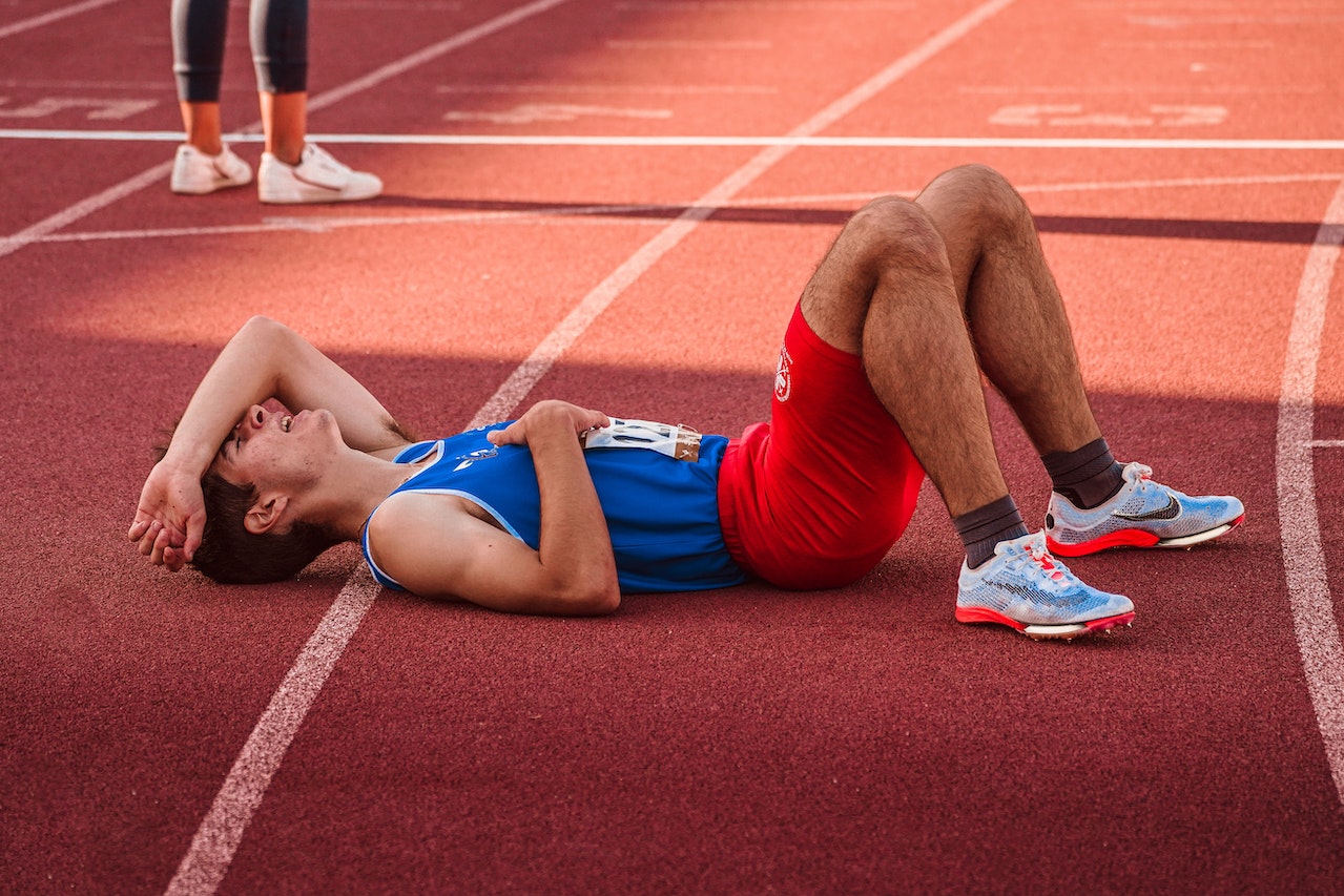 How Sleep Affects Your Fitness Performance & Recovery - Sleep Report